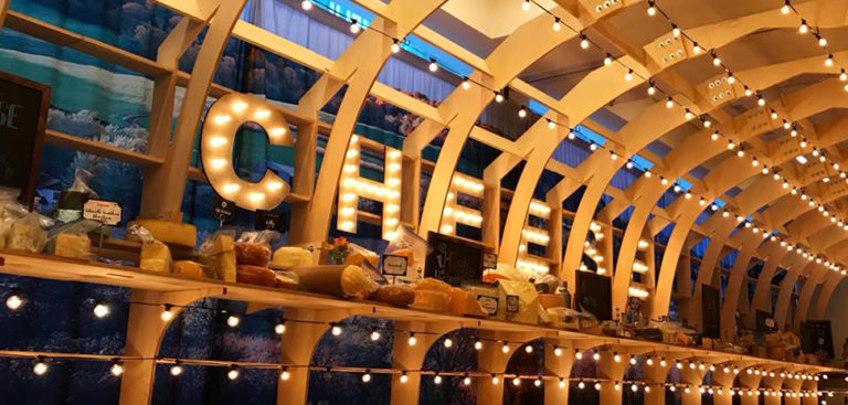 Better Block Helps Churn Up Crowds for World's Largest Cheese Board ...