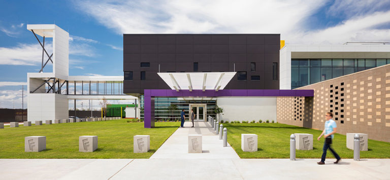 RagingWire Finds 'Magic Ingredients' for Its Dallas TX1 Data Center in ...