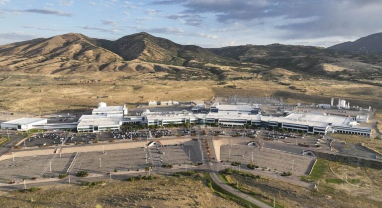 Texas Instruments to Build Second Semiconductor Wafer Plant in Lehi ...