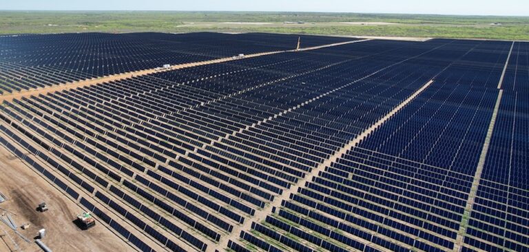 Dallas' Leeward Energy Launches Operations at Huge South Texas Solar ...