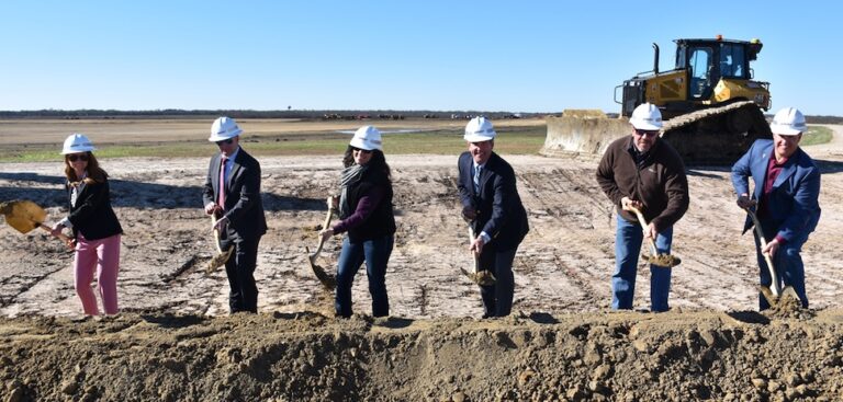 BNSF Railway Breaks Ground on New Logistics Center in Gunter » Dallas ...