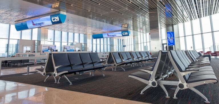 American Unveils New Terminal C 'Pier' With Electronic Boarding Gates ...